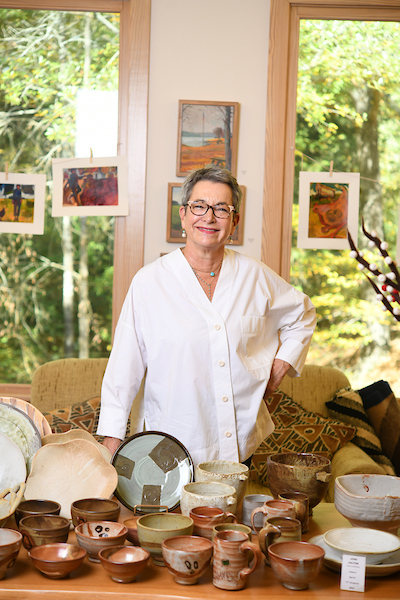 A Metamorphosis through a Canvas of Change: Exploring Artist Vivian ...